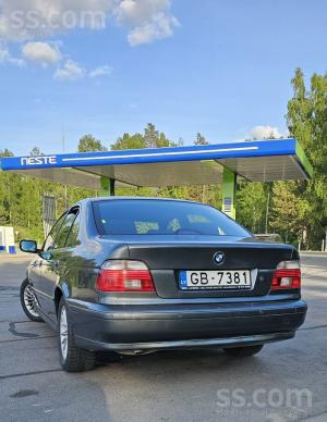 Pelēks BMW 530 2003 Jelgava, ar dzinēja tilpumu 3.00 L un nobraukumu 255 tūkst. km par 3600 €, foto 5 vietnē AUTOMOTO.COM.LV