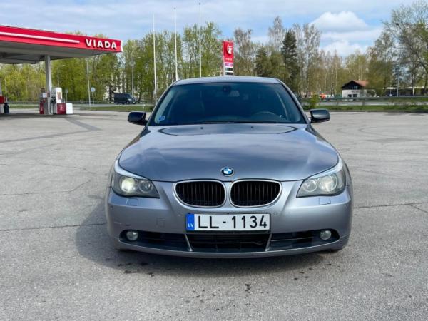 Pelēks BMW 530 2003 Rīga, ar dzinēja tilpumu 3.00 L un nobraukumu 0 tūkst. km par 4400 €, foto 2 vietnē AUTOMOTO.COM.LV