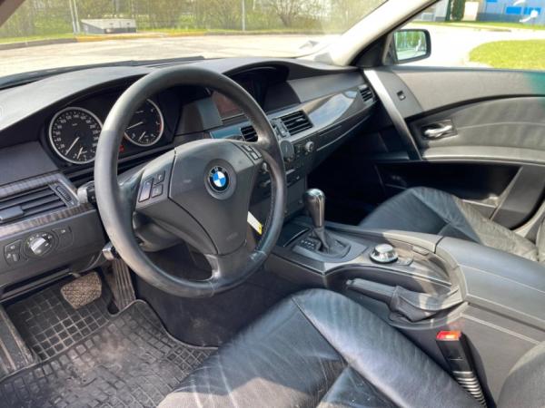 Pelēks BMW 530 2003 Rīga, ar dzinēja tilpumu 3.00 L un nobraukumu 0 tūkst. km par 4400 €, foto 7 vietnē AUTOMOTO.COM.LV