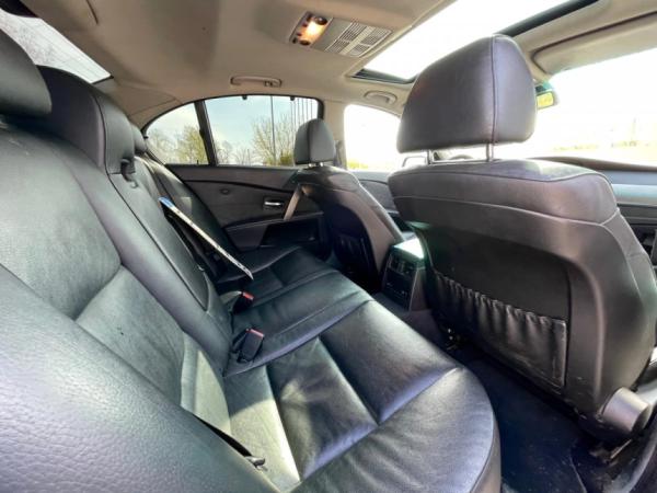 Pelēks BMW 530 2003 Rīga, ar dzinēja tilpumu 3.00 L un nobraukumu 0 tūkst. km par 4400 €, foto 9 vietnē AUTOMOTO.COM.LV
