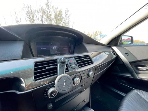 Pelēks BMW 530 2003 Rīga, ar dzinēja tilpumu 3.00 L un nobraukumu 0 tūkst. km par 4400 €, foto 10 vietnē AUTOMOTO.COM.LV