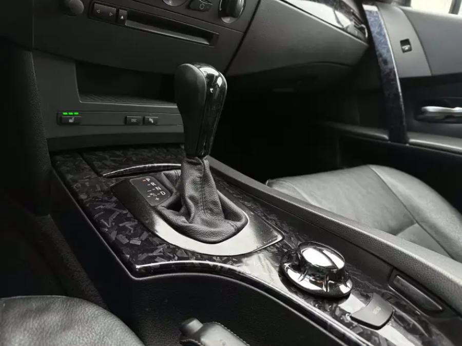 Pelēks BMW 530 2003 Rīga, ar dzinēja tilpumu 3.00 L un nobraukumu 311 tūkst. km par 4290 €, foto 16 vietnē AUTOMOTO.COM.LV