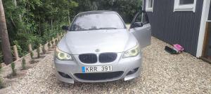 Pelēks BMW 530 2003 Rokiškis, ar dzinēja tilpumu 2.99 L un nobraukumu 414 tūkst. km par 3750 €, foto 4 vietnē AUTOMOTO.COM.LV