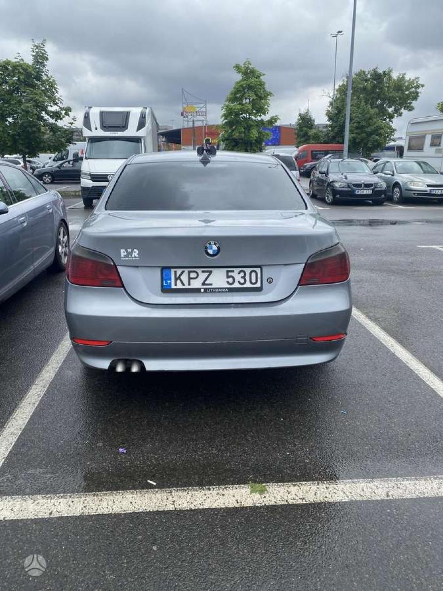 Grey BMW 530 2003 in Vilnius, with an engine capacity of 2.99 L and mileage of 282 thousand km for 1200 €, photo 7 on AUTOMOTO.COM.LV