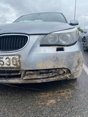Grey BMW 530 2003 in Vilnius, with an engine capacity of 2.99 L and mileage of 282 thousand km for 1200 €, photo 15 on AUTOMOTO.COM.LV