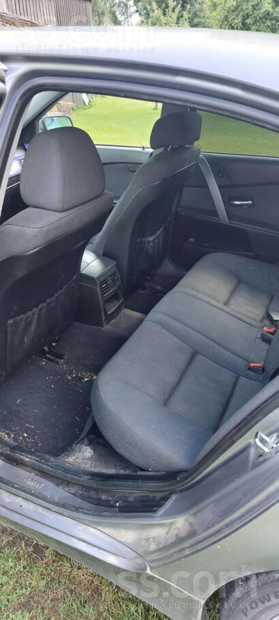 Grey BMW 530 2003 in Gulbene, with an engine capacity of 3.00 L and mileage of 620 thousand km for 1200 €, photo 10 on AUTOMOTO.COM.LV