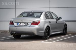 Pelēks BMW 530 2003 Rīga, ar dzinēja tilpumu 3.00 L un nobraukumu 0 tūkst. km par 3350 €, foto 5 vietnē AUTOMOTO.COM.LV