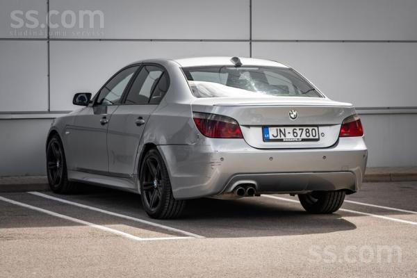 Grey BMW 530 2003 in Riga, with an engine capacity of 3.00 L and mileage of 0 thousand km for 3350 €, photo 6 on AUTOMOTO.COM.LV