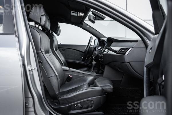 Grey BMW 530 2003 in Riga, with an engine capacity of 3.00 L and mileage of 0 thousand km for 3350 €, photo 8 on AUTOMOTO.COM.LV