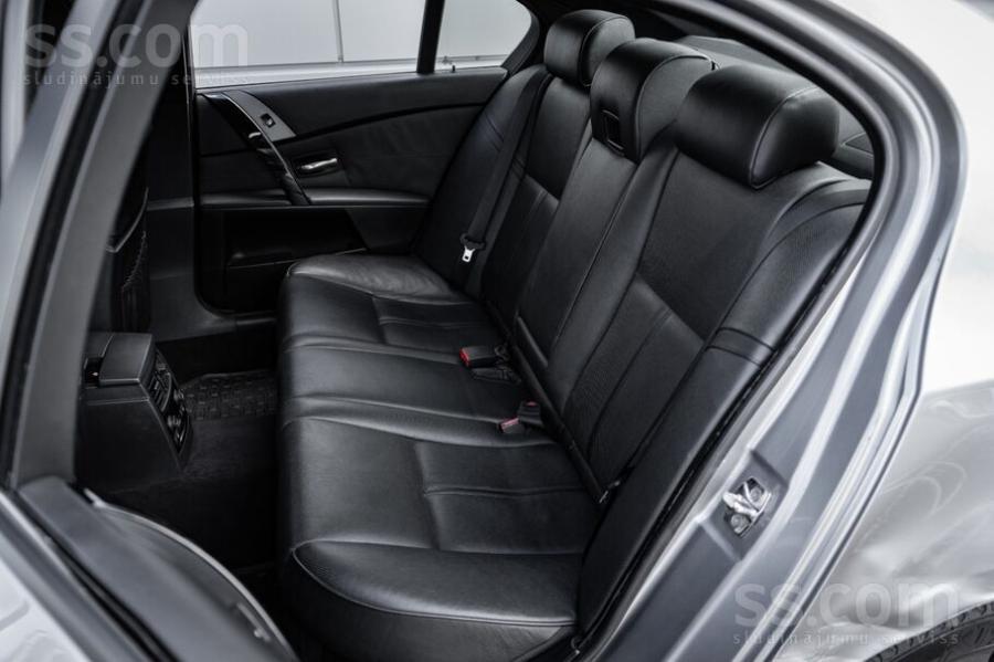 Pelēks BMW 530 2003 Rīga, ar dzinēja tilpumu 3.00 L un nobraukumu 0 tūkst. km par 3350 €, foto 10 vietnē AUTOMOTO.COM.LV