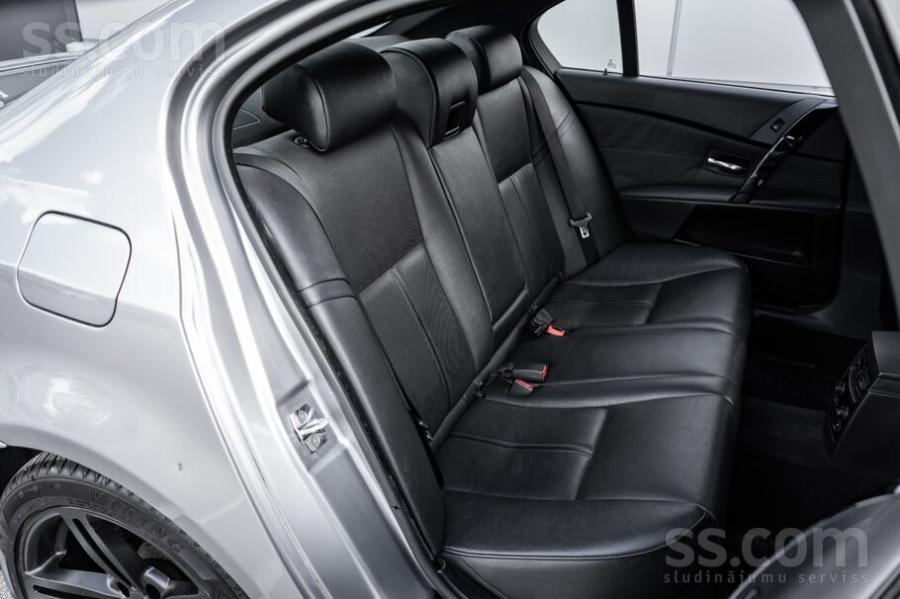 Pelēks BMW 530 2003 Rīga, ar dzinēja tilpumu 3.00 L un nobraukumu 0 tūkst. km par 3350 €, foto 11 vietnē AUTOMOTO.COM.LV