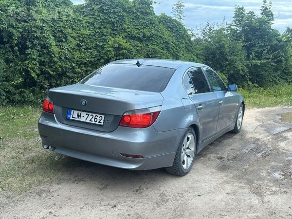 Pelēks BMW 530 2003 Rēzekne, ar dzinēja tilpumu 3.00 L un nobraukumu 363 tūkst. km par 3250 €, foto 3 vietnē AUTOMOTO.COM.LV