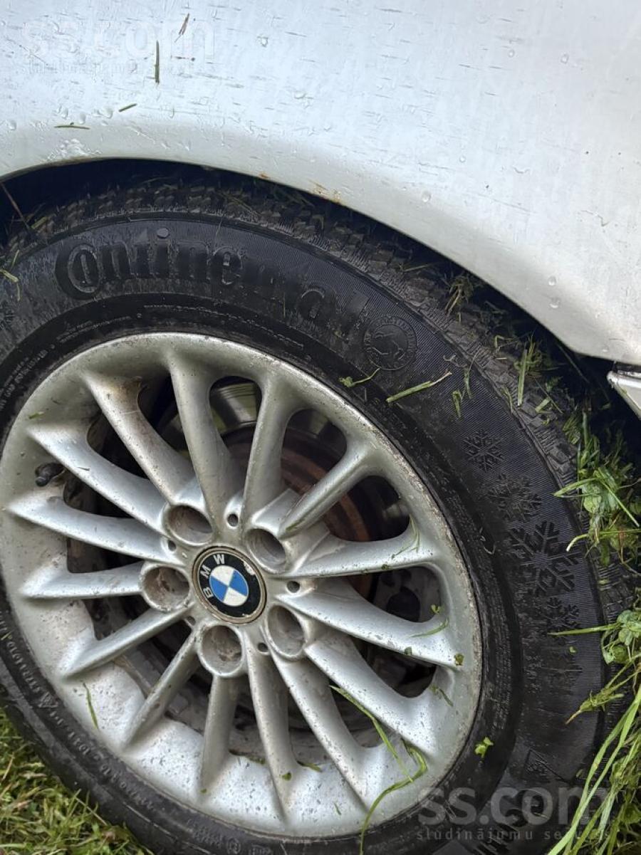 Pelēks BMW 530 2003 Daugavpils, ar dzinēja tilpumu 2.90 L un nobraukumu 430 tūkst. km par 1500 €, foto 9 vietnē AUTOMOTO.COM.LV