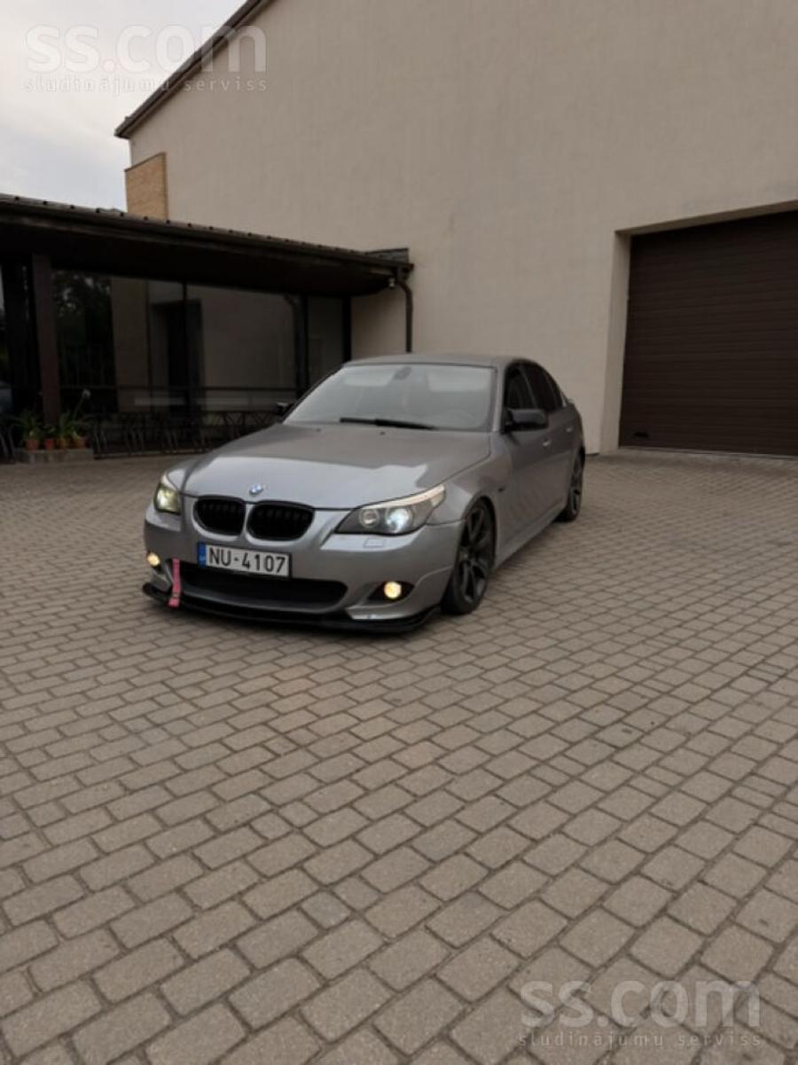 Pelēks BMW 530 2003 Jelgava, ar dzinēja tilpumu 3.00 L un nobraukumu 370 tūkst. km par 1699 €, foto 3 vietnē AUTOMOTO.COM.LV