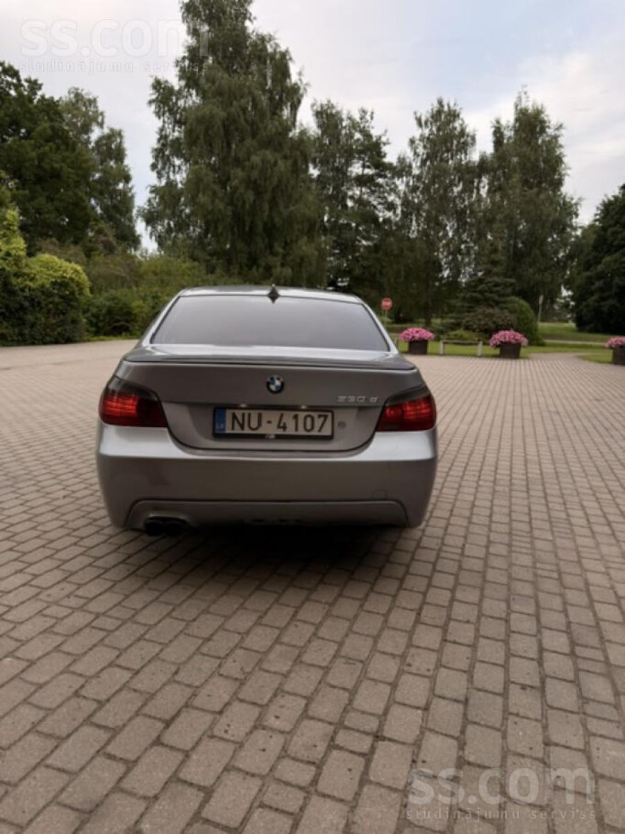 Pelēks BMW 530 2003 Jelgava, ar dzinēja tilpumu 3.00 L un nobraukumu 370 tūkst. km par 1699 €, foto 5 vietnē AUTOMOTO.COM.LV