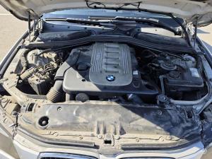 Pelēks BMW 530 2003 Šauļi, ar dzinēja tilpumu 2.99 L un nobraukumu 375 tūkst. km par 3190 €, foto 15 vietnē AUTOMOTO.COM.LV
