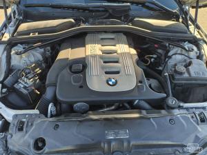 Pelēks BMW 530 2003 Panevēža, ar dzinēja tilpumu 3.00 L un nobraukumu 300 tūkst. km par 2800 €, foto 10 vietnē AUTOMOTO.COM.LV
