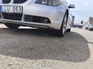 Pelēks BMW 530 2003 Panevēža, ar dzinēja tilpumu 3.00 L un nobraukumu 300 tūkst. km par 2800 €, foto 16 vietnē AUTOMOTO.COM.LV