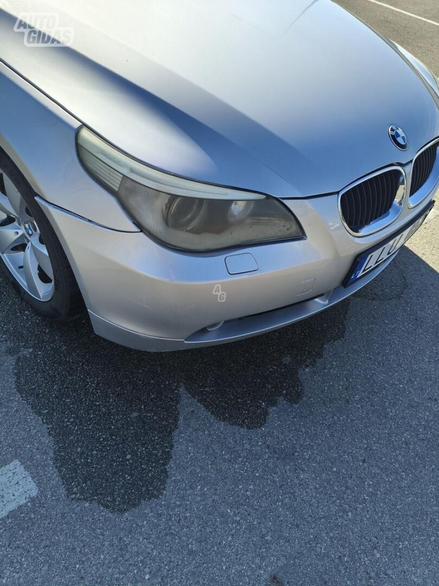 Pelēks BMW 530 2003 Panevēža, ar dzinēja tilpumu 3.00 L un nobraukumu 300 tūkst. km par 2800 €, foto 17 vietnē AUTOMOTO.COM.LV