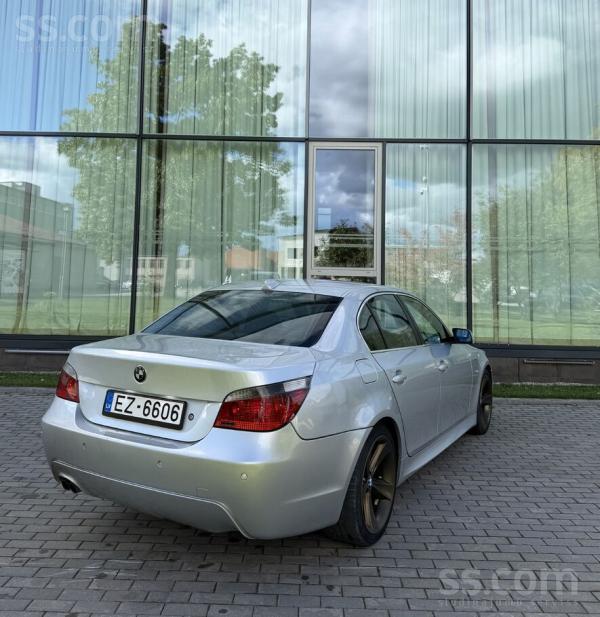 БМВ 530 2003 в Балви на AUTOMOTO.COM.LV Серый БМВ 530 2003 в Балви, объемом двигателя 3.00 л и пробегом 399 тыс. км за 4399 €, фото 4 на AUTOMOTO.COM.LV