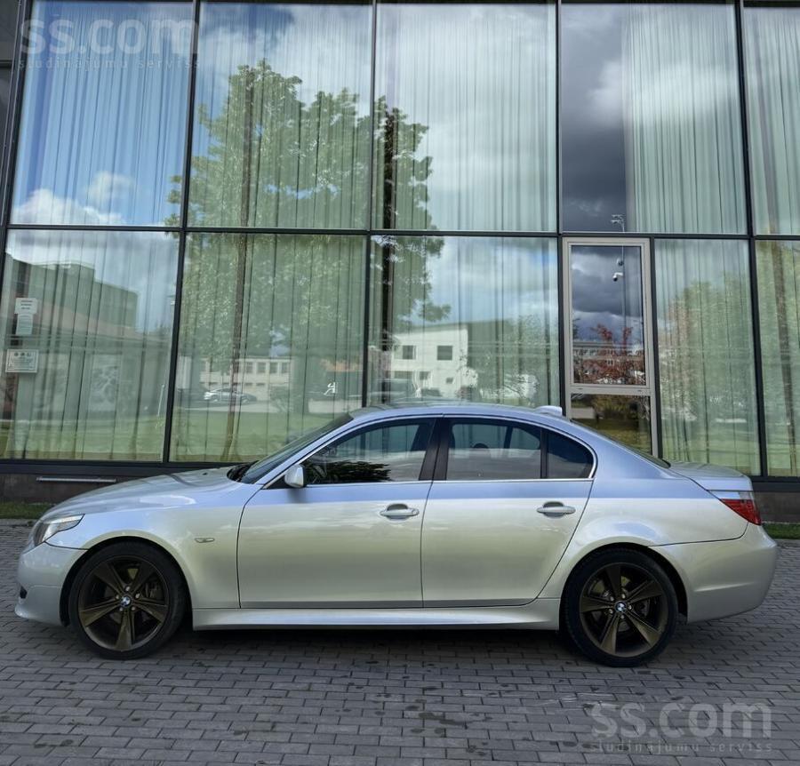 Pelēks BMW 530 2003 Balvi, ar dzinēja tilpumu 3.00 L un nobraukumu 399 tūkst. km par 4399 €, foto 6 vietnē AUTOMOTO.COM.LV