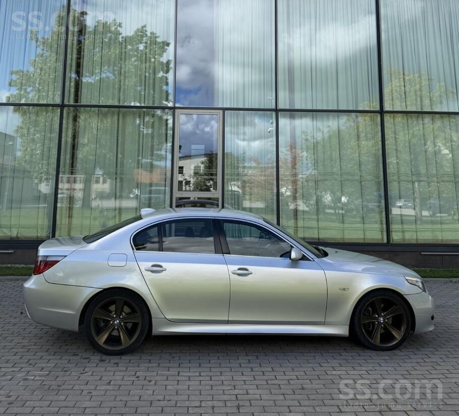 Pelēks BMW 530 2003 Balvi, ar dzinēja tilpumu 3.00 L un nobraukumu 399 tūkst. km par 4399 €, foto 7 vietnē AUTOMOTO.COM.LV