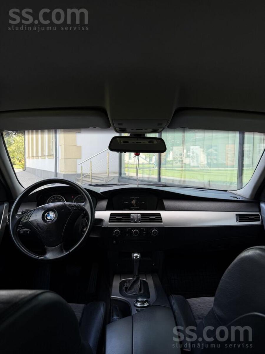 Pelēks BMW 530 2003 Balvi, ar dzinēja tilpumu 3.00 L un nobraukumu 399 tūkst. km par 4399 €, foto 15 vietnē AUTOMOTO.COM.LV