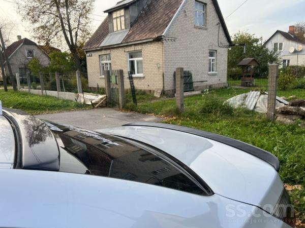 Pelēks BMW 530 2003 Daugavpils, ar dzinēja tilpumu 3.00 L un nobraukumu 365 tūkst. km par 2800 €, foto 8 vietnē AUTOMOTO.COM.LV