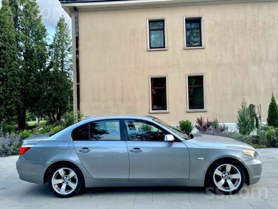 Grey BMW 530 2004 in Riga, with an engine capacity of 3.00 L and mileage of 0 thousand km for 2990 €, photo 3 on AUTOMOTO.COM.LV