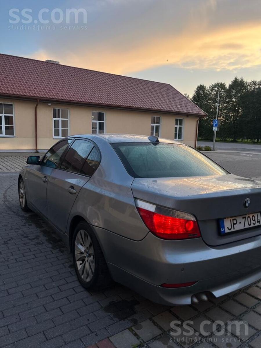 Pelēks BMW 530 2004 Kuldīga, ar dzinēja tilpumu 3.00 L un nobraukumu 363 tūkst. km par 3250 €, foto 3 vietnē AUTOMOTO.COM.LV