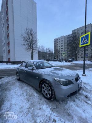 Pelēks BMW 530 2004 Kauņa, ar dzinēja tilpumu 3.00 L un nobraukumu 323 tūkst. km par 2500 €, foto 3 vietnē AUTOMOTO.COM.LV