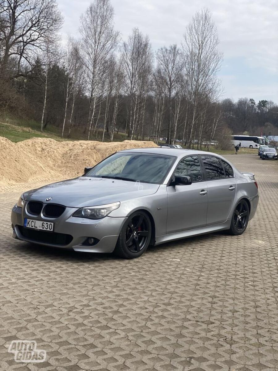 Grey BMW 530 2004 in Vilnius, with an engine capacity of 3.00 L and mileage of 376 thousand km for 4500 €, photo 1 on AUTOMOTO.COM.LV