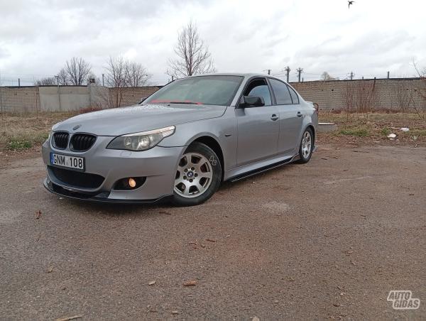 Grey BMW 530 2004 in Kaisiadorys, with an engine capacity of 3.00 L and mileage of 392 thousand km for 3600 €, photo 10 on AUTOMOTO.COM.LV