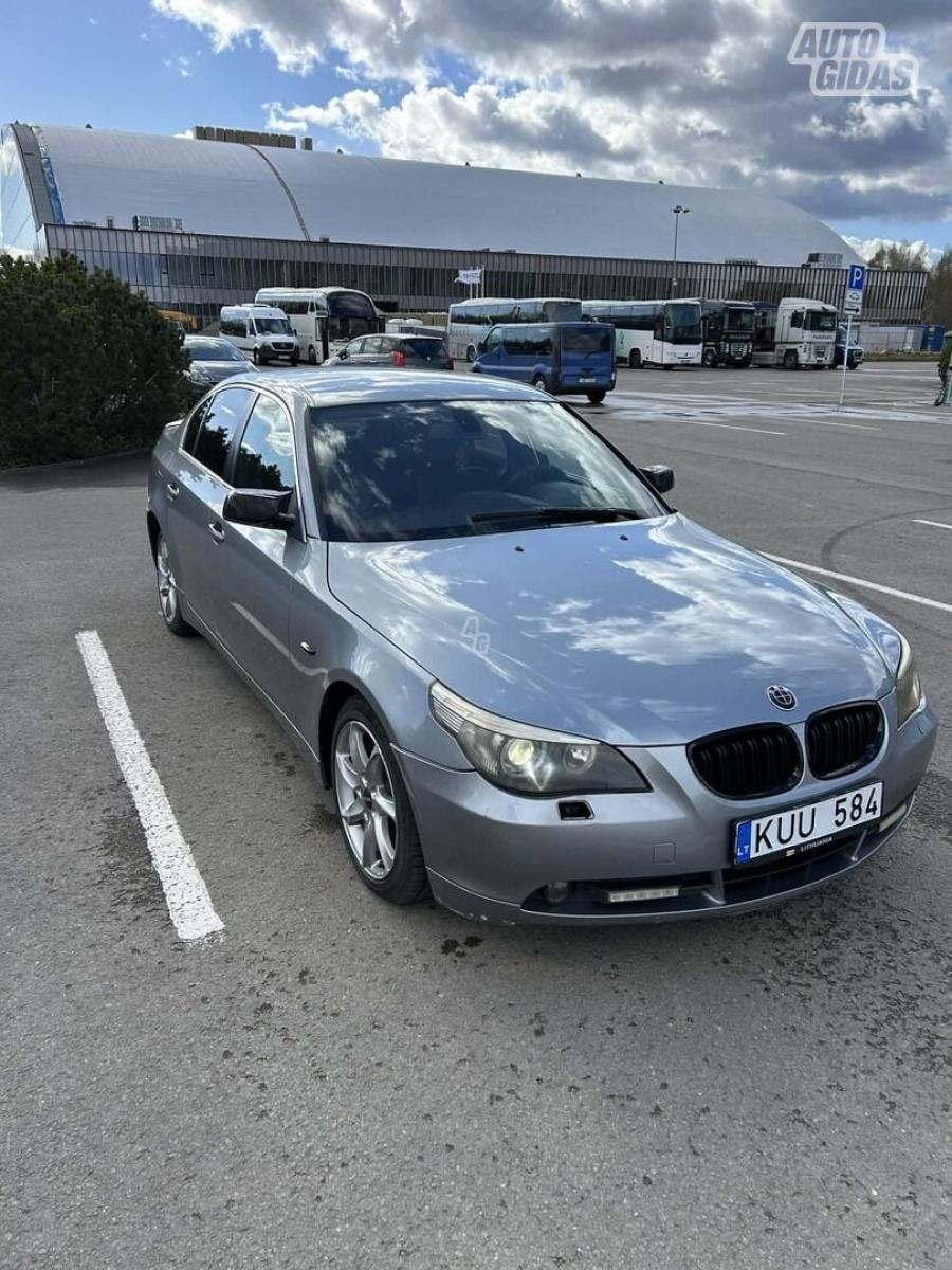 Pelēks BMW 530 2004 Šauļi, ar dzinēja tilpumu 3.00 L un nobraukumu 227 tūkst. km par 2650 €, foto 4 vietnē AUTOMOTO.COM.LV