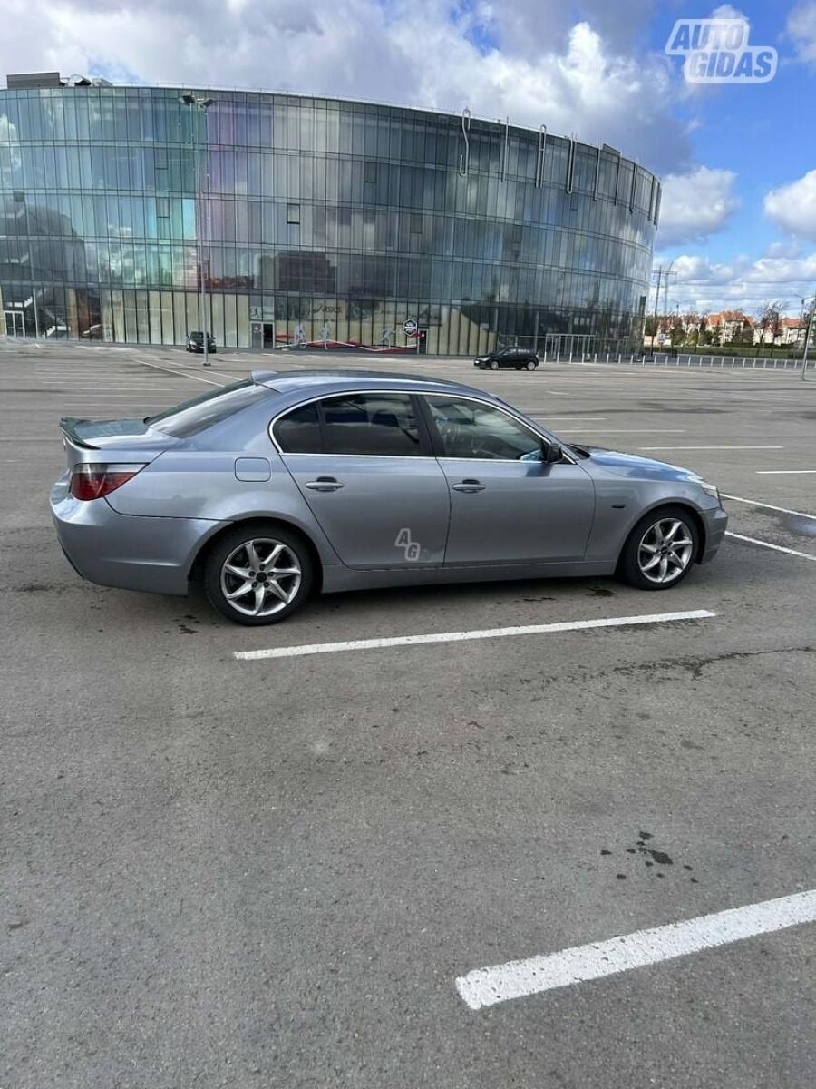 Pelēks BMW 530 2004 Šauļi, ar dzinēja tilpumu 3.00 L un nobraukumu 227 tūkst. km par 2650 €, foto 6 vietnē AUTOMOTO.COM.LV