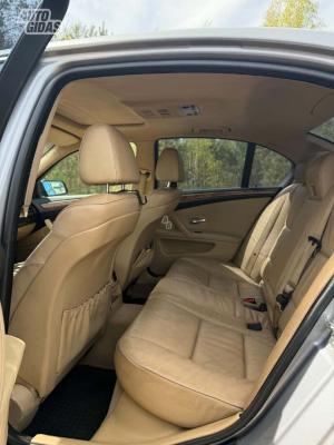 Pelēks BMW 530 2004 Telšiai, ar dzinēja tilpumu 3.00 L un nobraukumu 414 tūkst. km par 3000 €, foto 10 vietnē AUTOMOTO.COM.LV