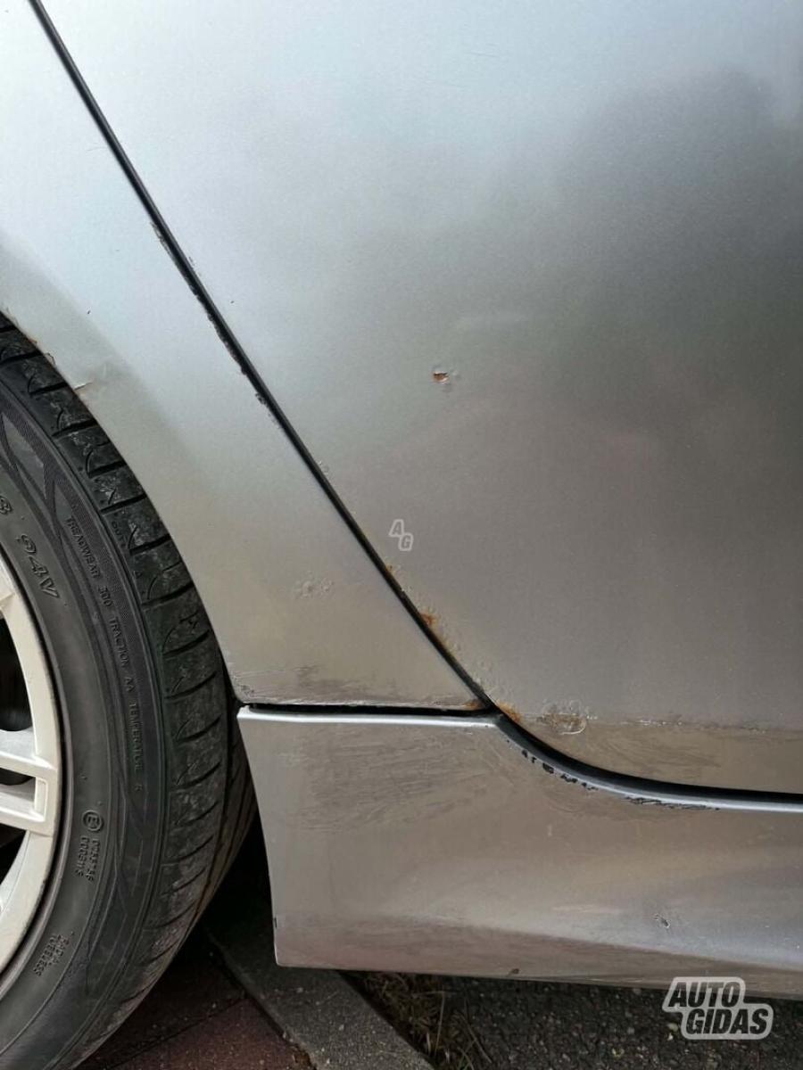 Pelēks BMW 530 2004 Telšiai, ar dzinēja tilpumu 3.00 L un nobraukumu 414 tūkst. km par 3000 €, foto 12 vietnē AUTOMOTO.COM.LV