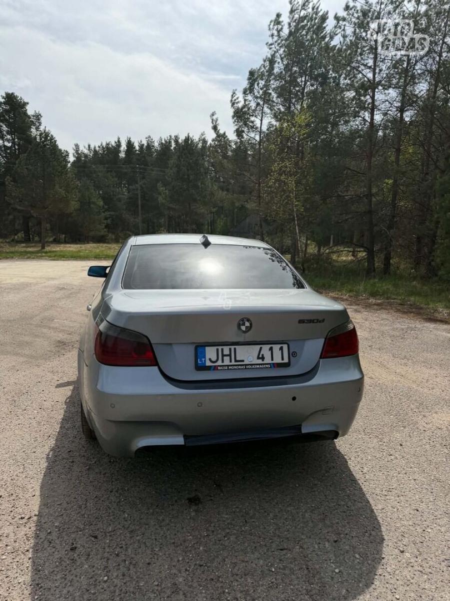 Pelēks BMW 530 2004 Telšiai, ar dzinēja tilpumu 3.00 L un nobraukumu 414 tūkst. km par 3000 €, foto 15 vietnē AUTOMOTO.COM.LV
