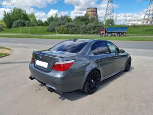 Pelēks BMW 530 2004 Kauņa, ar dzinēja tilpumu 3.00 L un nobraukumu 424 tūkst. km par 5990 €, foto 5 vietnē AUTOMOTO.COM.LV