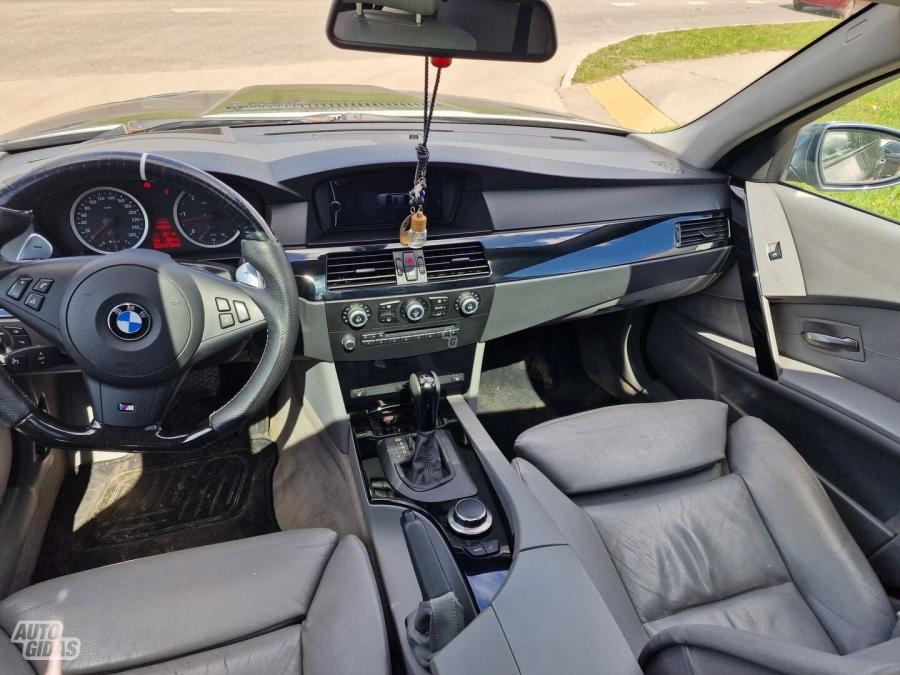 Pelēks BMW 530 2004 Kauņa, ar dzinēja tilpumu 3.00 L un nobraukumu 424 tūkst. km par 5990 €, foto 12 vietnē AUTOMOTO.COM.LV