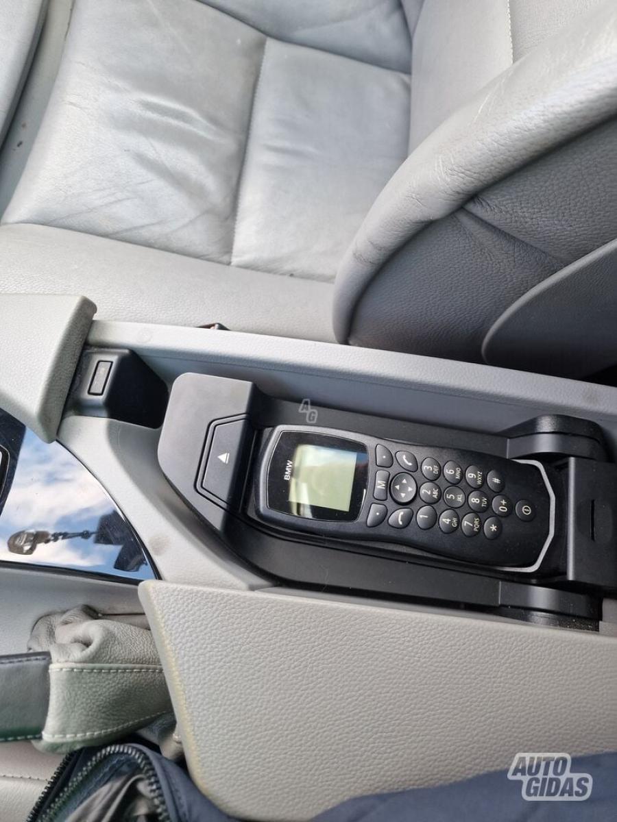 Pelēks BMW 530 2004 Kauņa, ar dzinēja tilpumu 3.00 L un nobraukumu 424 tūkst. km par 5990 €, foto 23 vietnē AUTOMOTO.COM.LV