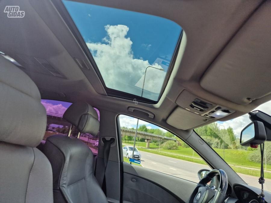 Pelēks BMW 530 2004 Kauņa, ar dzinēja tilpumu 3.00 L un nobraukumu 424 tūkst. km par 5990 €, foto 27 vietnē AUTOMOTO.COM.LV