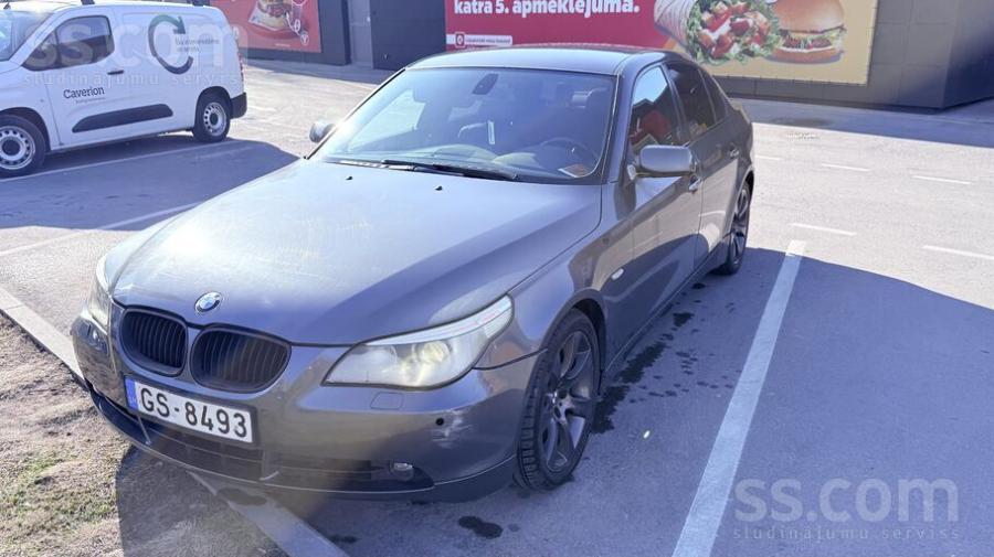Grey BMW 530 2004 in Riga, with an engine capacity of 3.00 L and mileage of 362 thousand km for 2900 €, photo 4 on AUTOMOTO.COM.LV