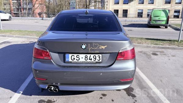 Pelēks BMW 530 2004 Rīga, ar dzinēja tilpumu 3.00 L un nobraukumu 362 tūkst. km par 2900 €, foto 4 vietnē AUTOMOTO.COM.LV