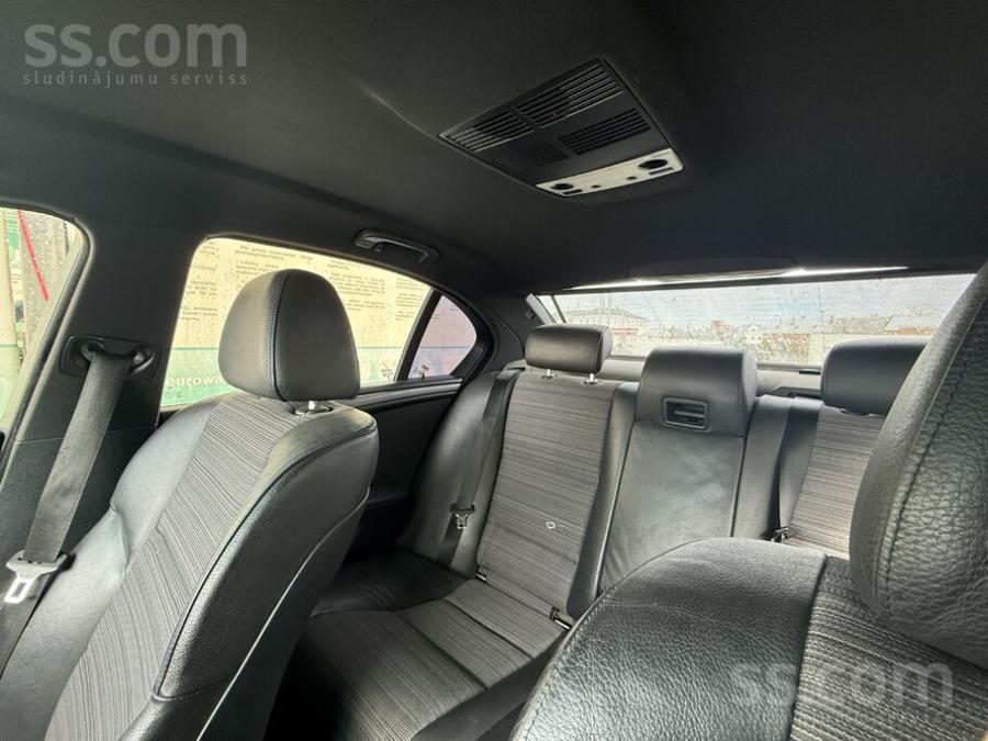 Pelēks BMW 530 2004 Rēzekne, ar dzinēja tilpumu 3.00 L un nobraukumu 378 tūkst. km par 3100 €, foto 10 vietnē AUTOMOTO.COM.LV