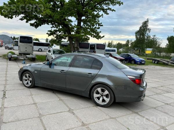 Серый БМВ 530 2004 в Айзкраукле, объемом двигателя 3.00 л и пробегом 445 тыс. км за 2300 €, фото 3 на AUTOMOTO.COM.LV