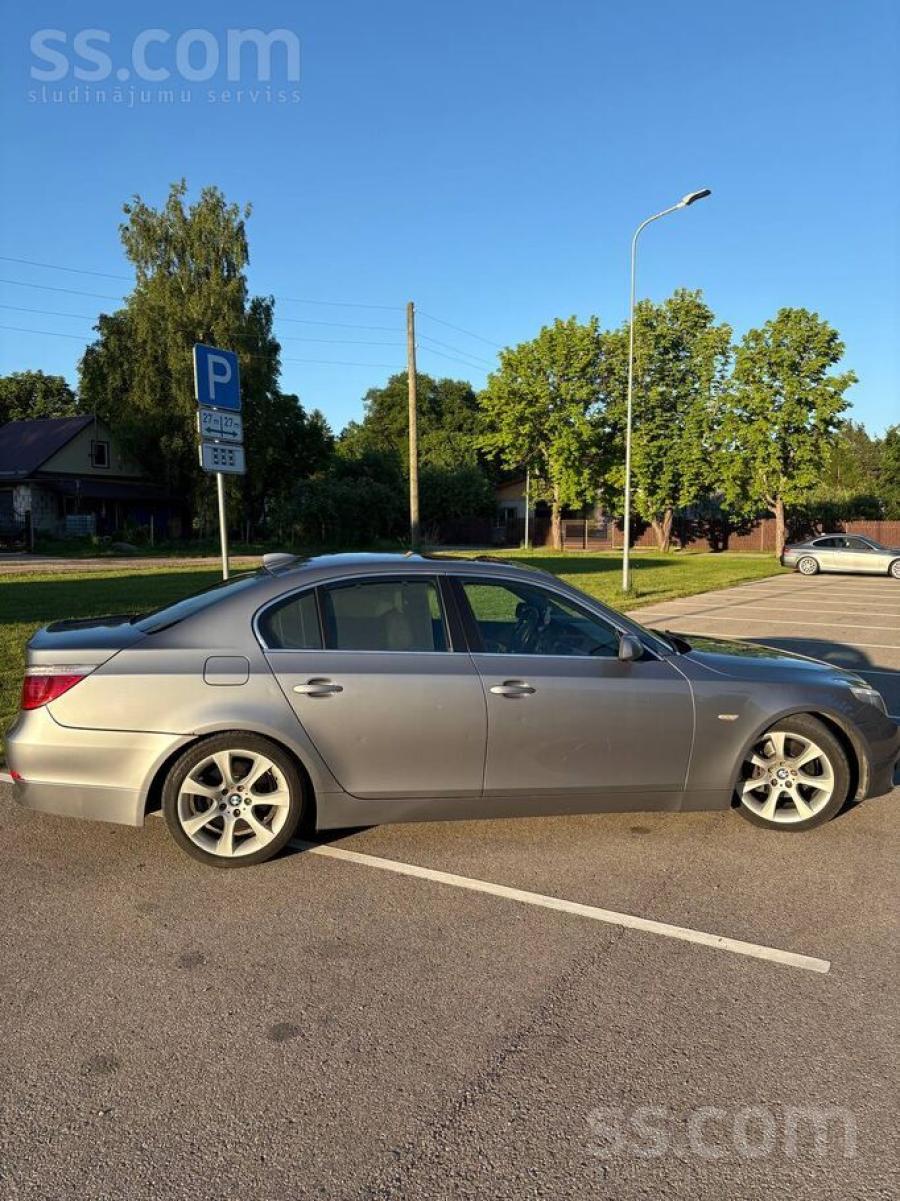 Pelēks BMW 530 2004 Daugavpils, ar dzinēja tilpumu 3.00 L un nobraukumu 408 tūkst. km par 3500 €, foto 20 vietnē AUTOMOTO.COM.LV