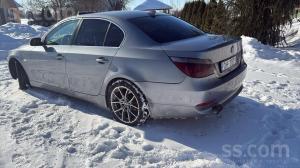 Grey BMW 530 2004 in Jekabpils, with an engine capacity of 3.00 L and mileage of 411 thousand km for 3800 €, photo 5 on AUTOMOTO.COM.LV