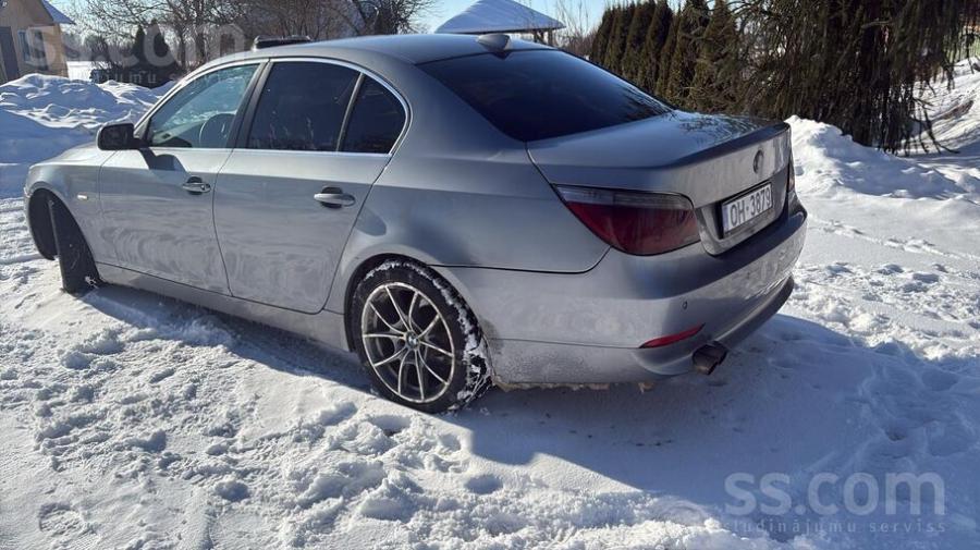Grey BMW 530 2004 in Jekabpils, with an engine capacity of 3.00 L and mileage of 411 thousand km for 3800 €, photo 5 on AUTOMOTO.COM.LV