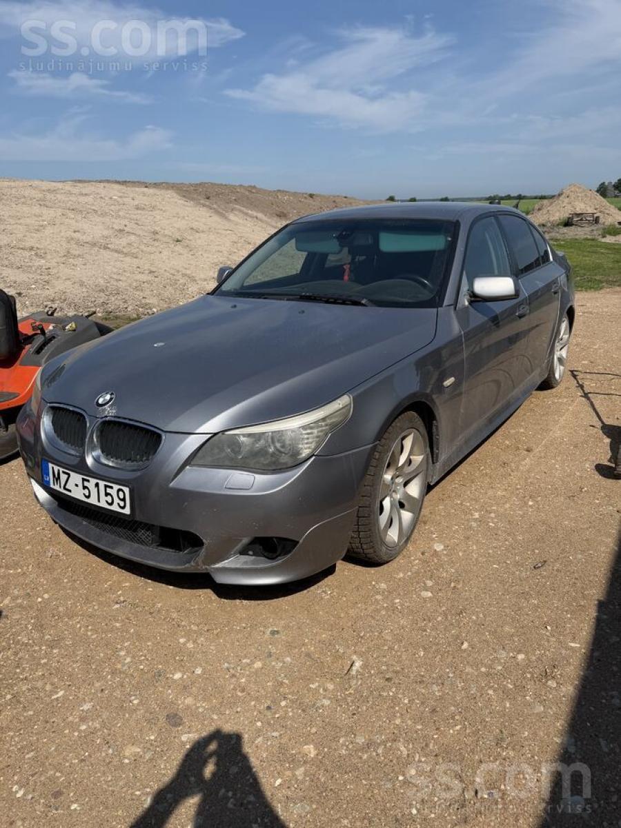 Pelēks BMW 530 2004 Liepāja, ar dzinēja tilpumu 3.00 L un nobraukumu 280 tūkst. km par 2200 €, foto 1 vietnē AUTOMOTO.COM.LV